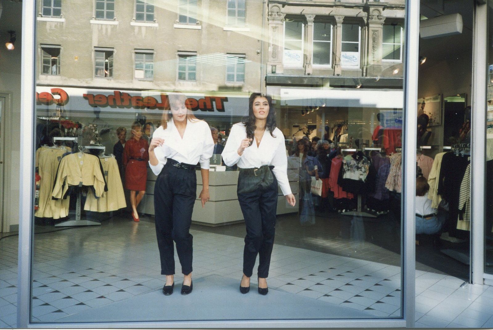 Models, demonstrators, & product promoters | Data USA